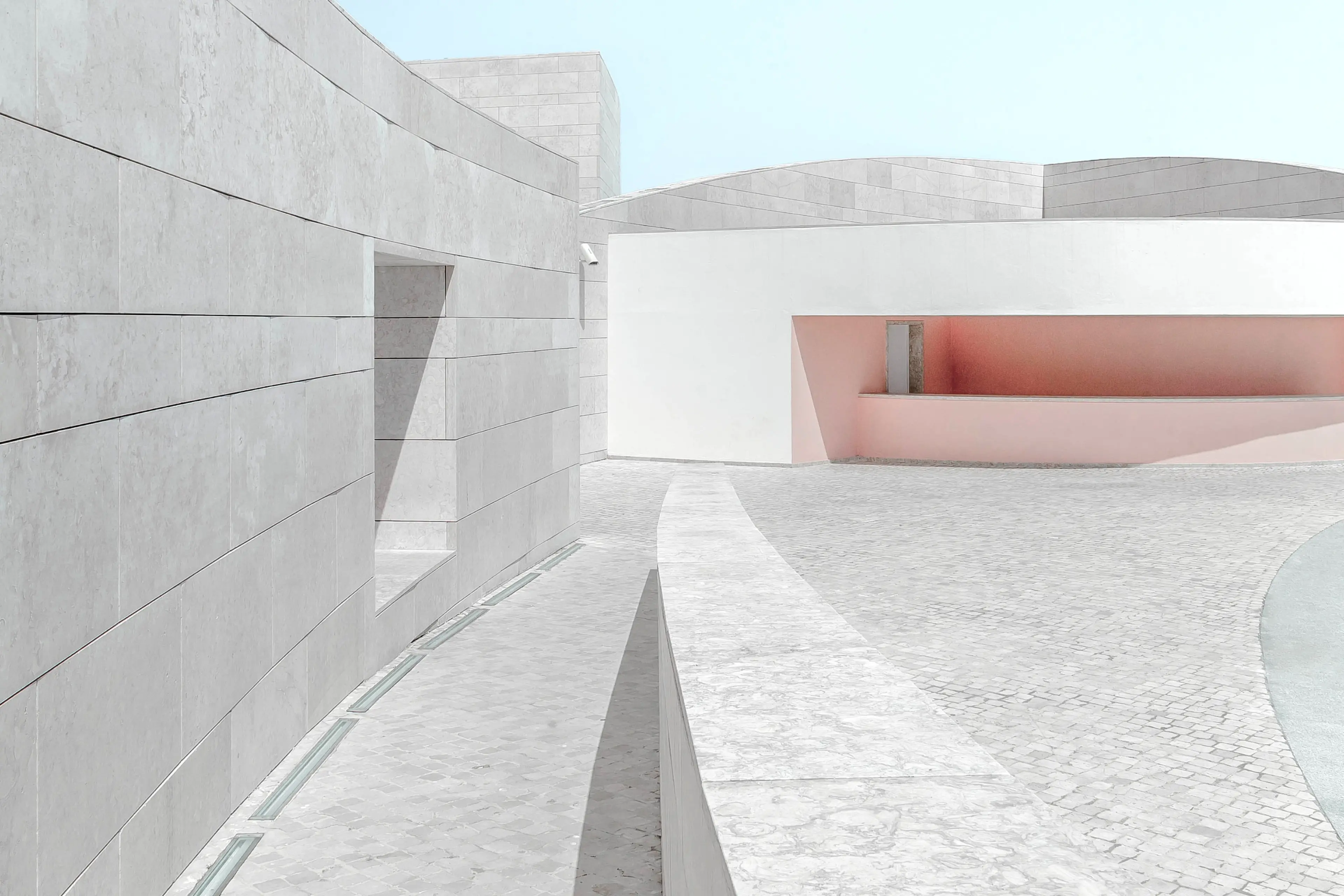 Skyscrapers that Define Skylines: Iconic Towers Across Continents - Journal