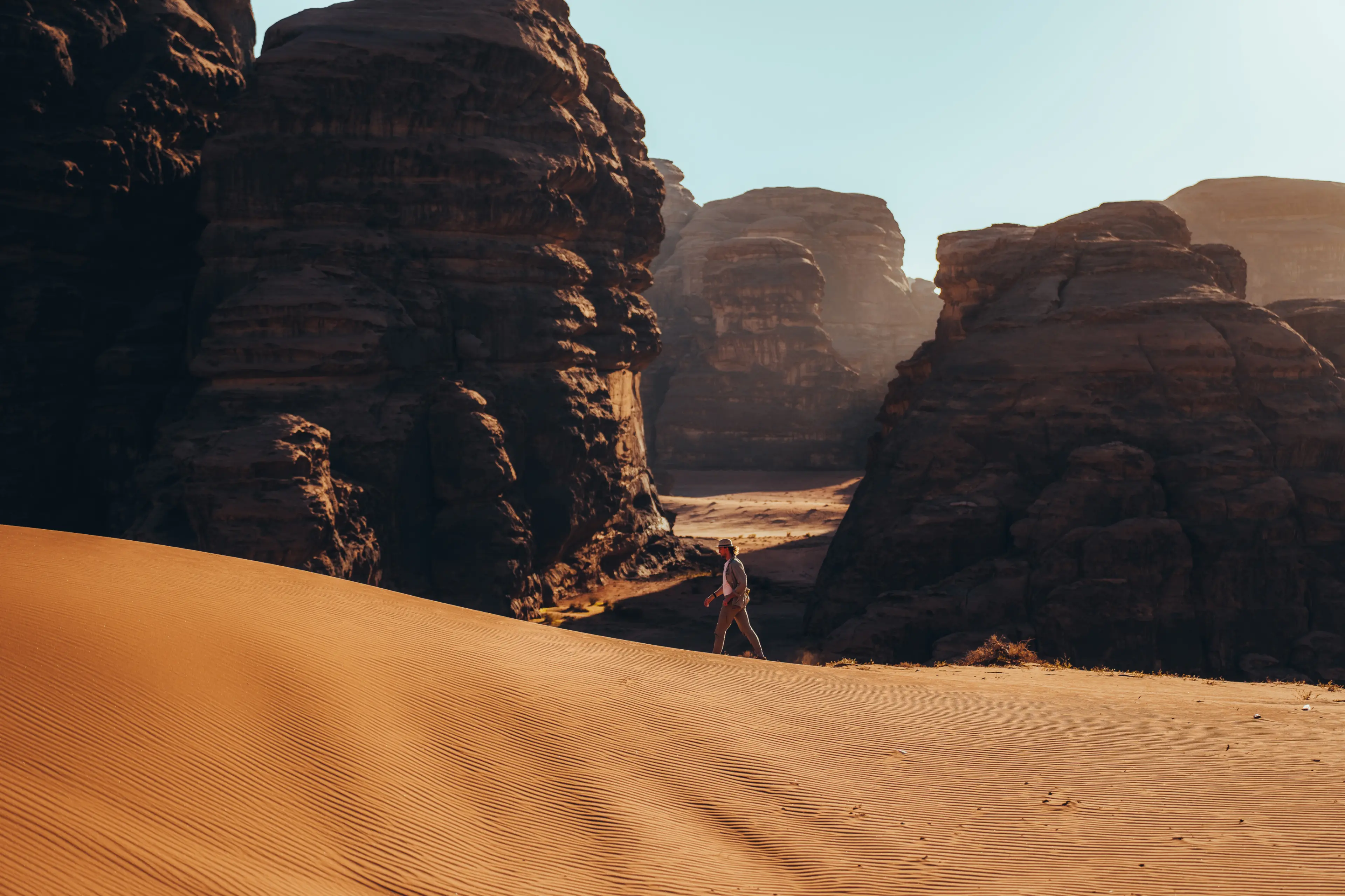 Off the Beaten Path: Unique Destinations for the Adventurous Soul - Journal